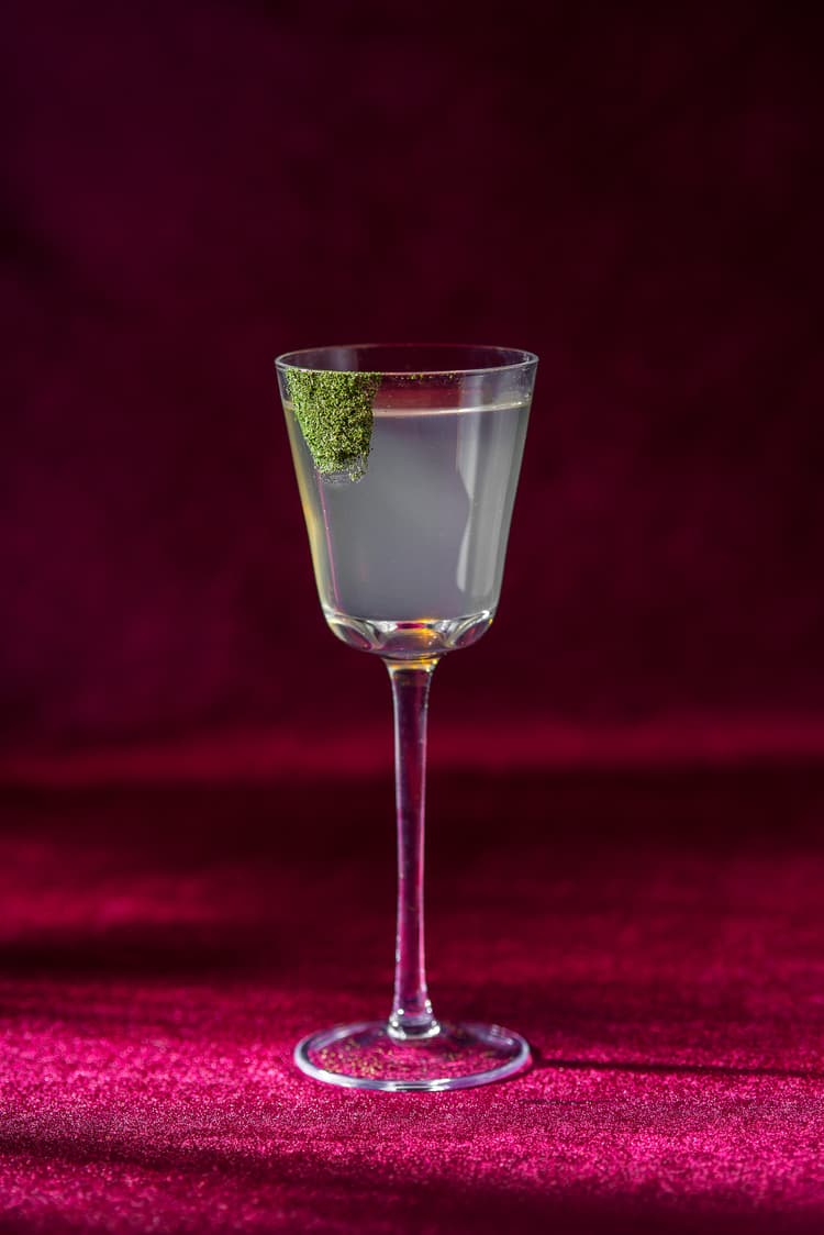 NAAGA Bar, Menyatukan Esensi Bar Modern dan Vibe Pub Jakarta Pusat | ISMAYA